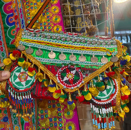 Pakistani Handmade Bags Sindhi, Balochi, Cholistani Embroidery - Blanketto